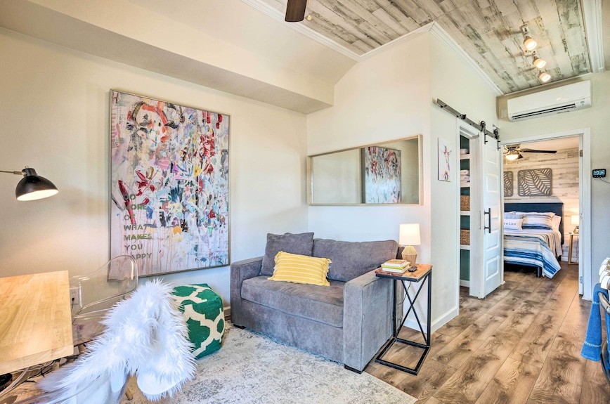 On-site Lake Conroe Access - Updated Cabin Rental - Lake Conroe, TX