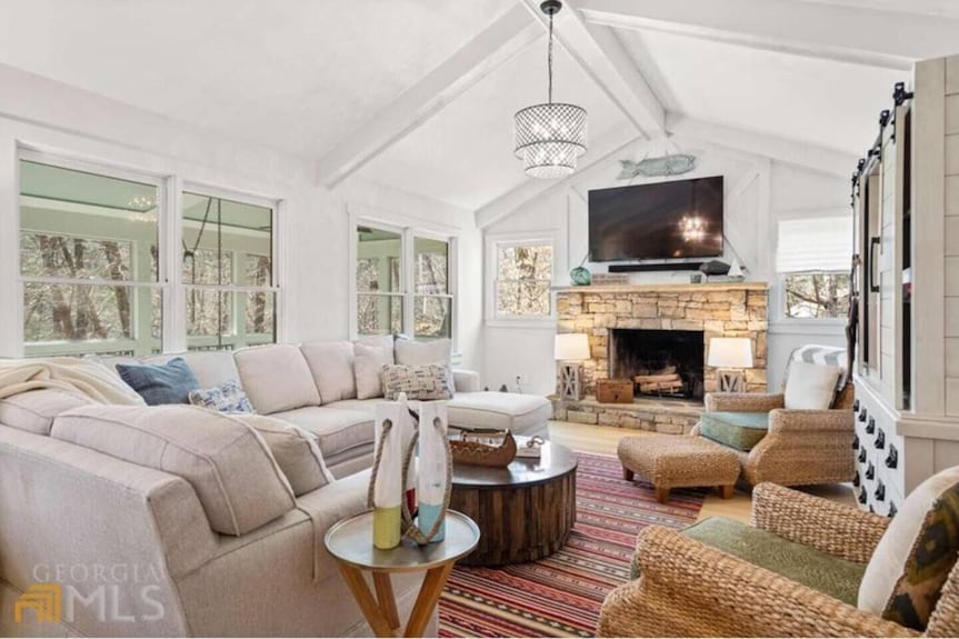 Lakefront With 2-tier Dock & Jet Ski Dock, Boat Lift, Pool Table, Kayaks, Tubes - Lake Lanier, GA