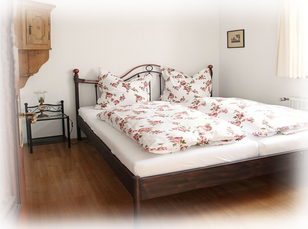Romantic Holiday Apartment In The Old Town Of Meersburg - Bodensee