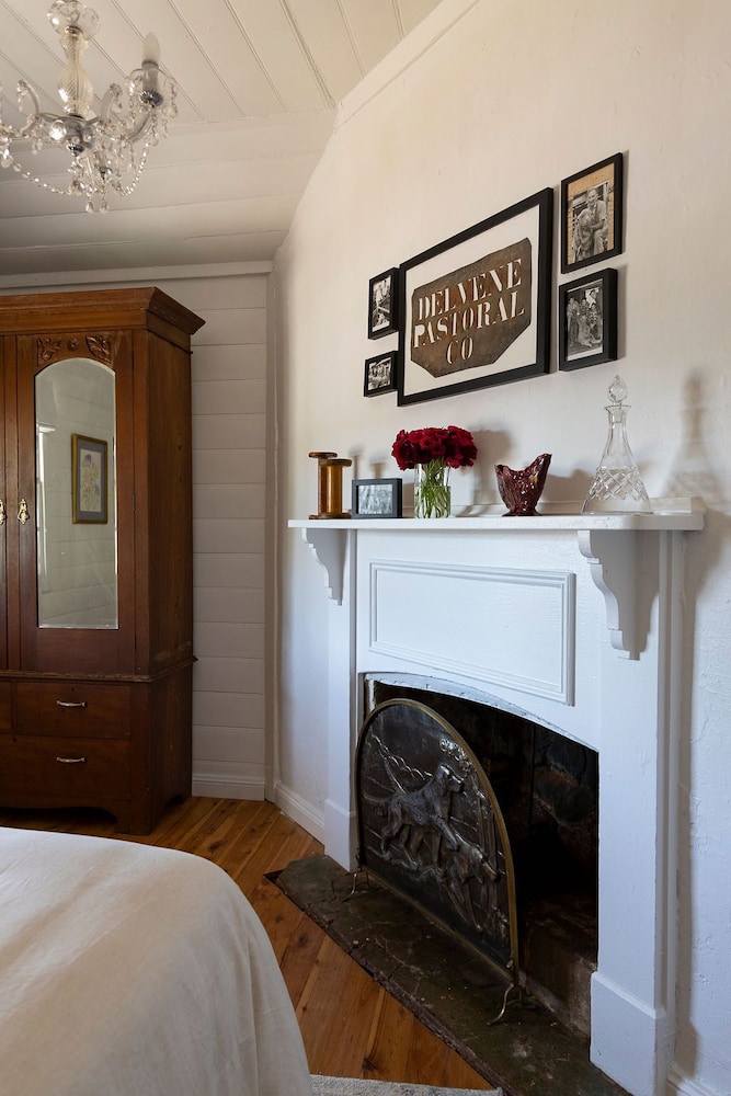 Woolbrook Cottage - Charming 1890's Heritage - Taralga