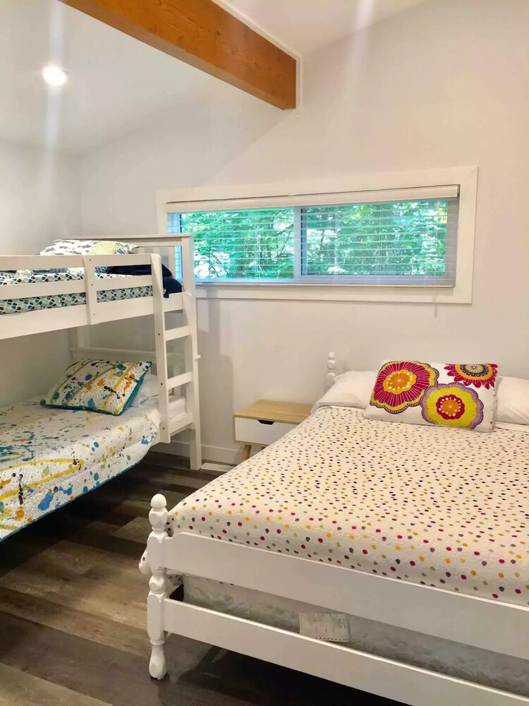 Four Pines Lake house - South Huron | Vrbo