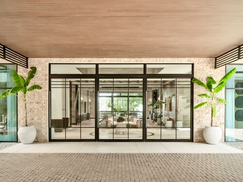 Kimpton Grand Roatan Resort And Spa, an IHG Hotel Reviews, Deals ...