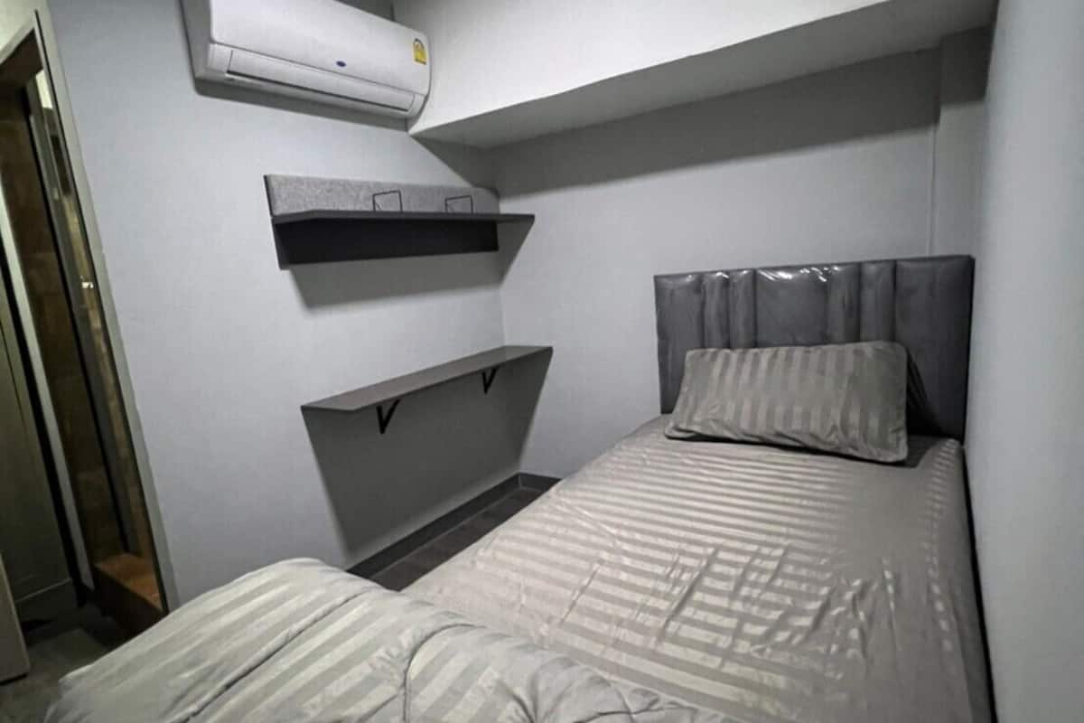 Quarto solteiro standard | Frigobar, individualmente decorados, individualmente mobiliados