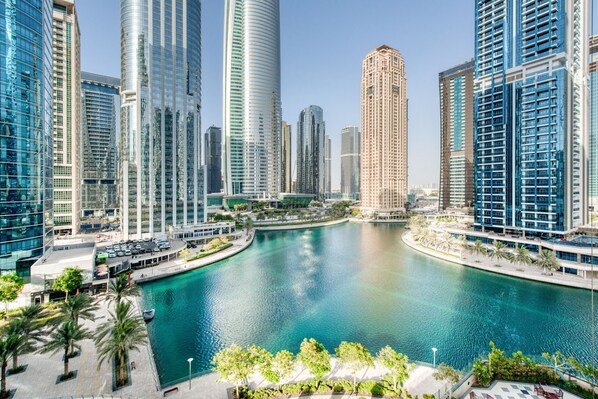Calm Studio at Lake View Tower JLT by Deluxe Holiday Homes Reviews ...