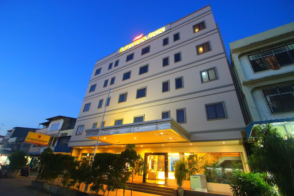 Lovina Inn Nagoya - Batam