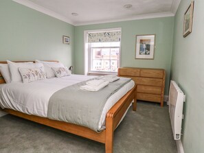 1 quarto, individualmente decorados, individualmente mobiliados