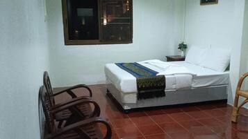 Quarto superior, 1 cama de casal | Wi-Fi de cortesia