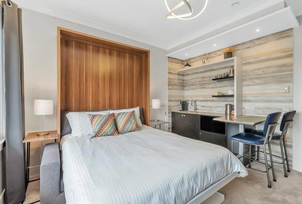Modern New Suite Near Yvr Airport, All Private - Richmond