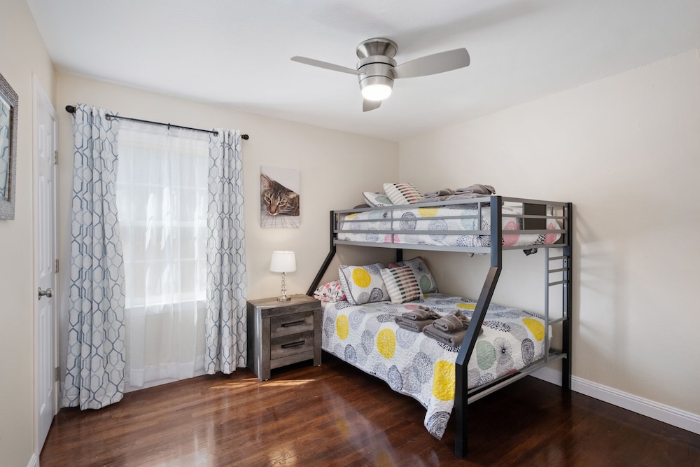 3b/2bth Clean, Cozy, Convenient - Fresno, CA