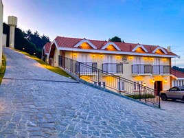 Fachada da propriedade