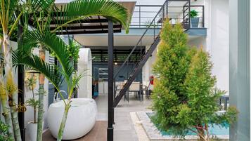 3 Bedroom PoolVilla with Rooftop Terrace | Vista do quarto