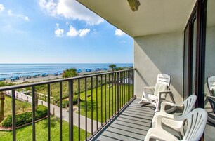 Apartamento em Condomínio Fechado, 1 quarto | Varanda