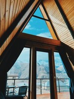 Quarto quádruplo | Quartos à prova de som, Wi-Fi de cortesia, roupa de cama