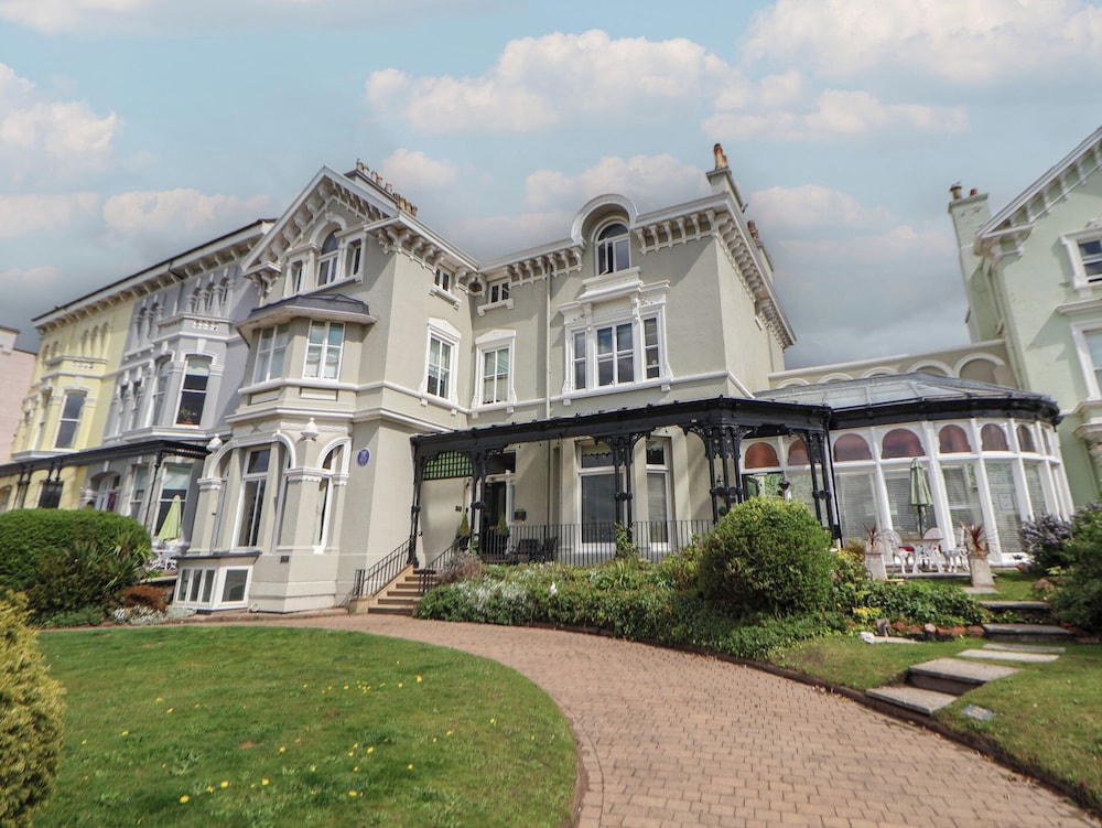 Ismay Billiard Room Apartment - Titanic Interest - Guernsey