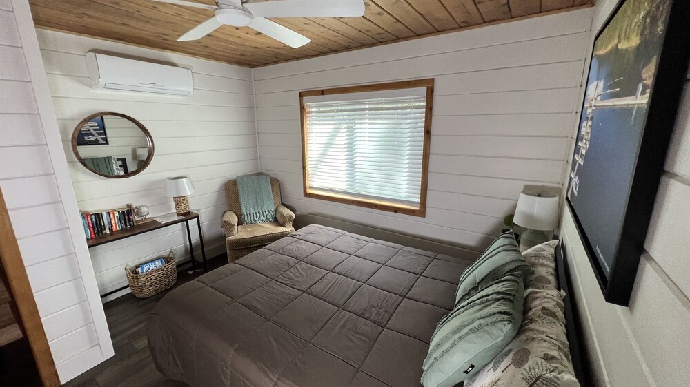 Breathtaking Lakeview - Clean, Cozy, Deck, Kayaks - Shasta Lakeshore ...