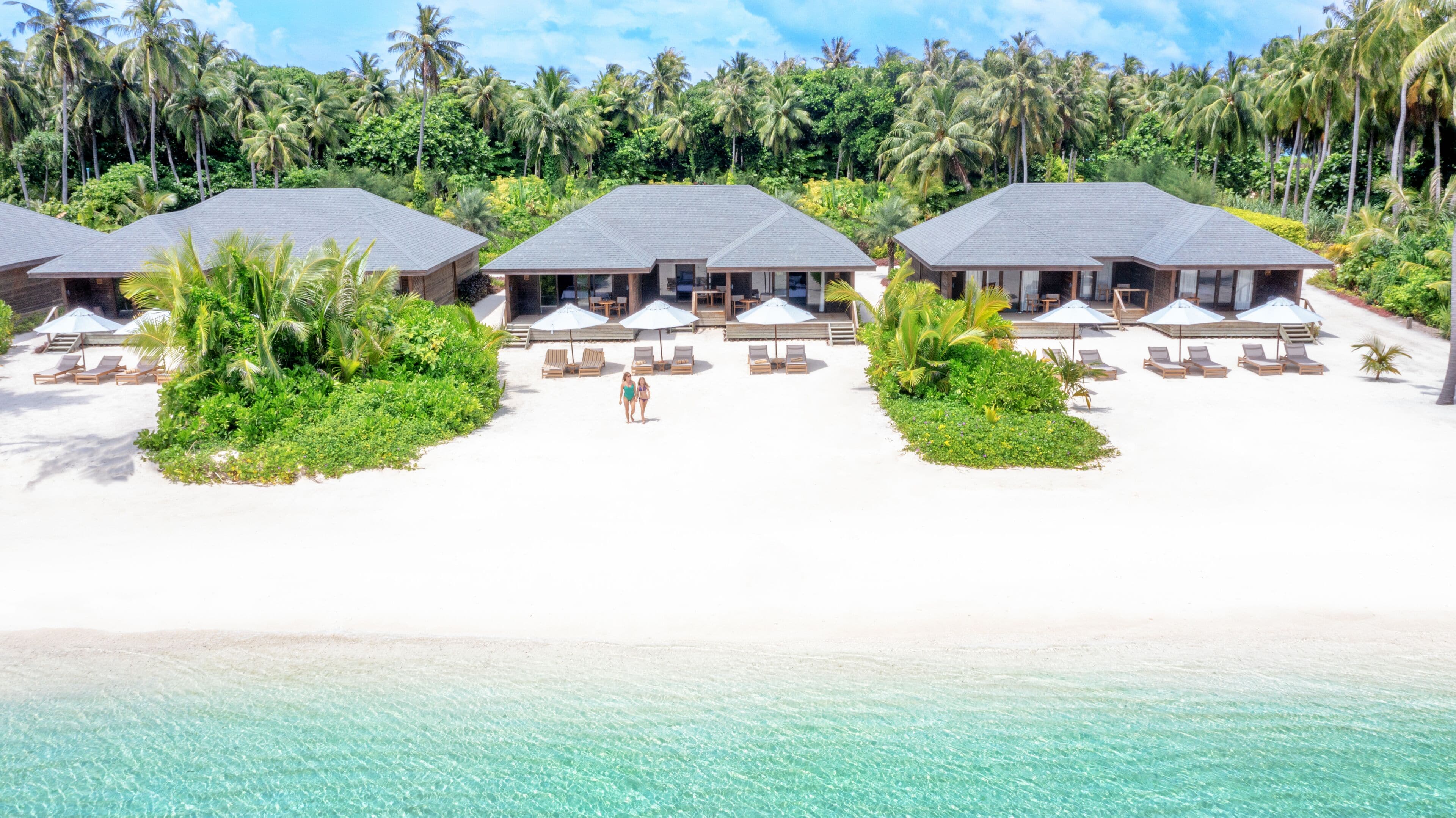 Mabin Three Bedroom Villa | Frigobar, cofres nos quartos, escrivaninha