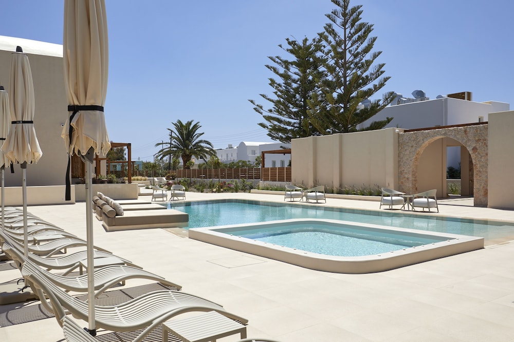 Apricus Suites - Santorini