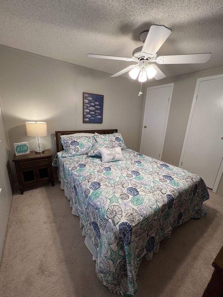 Waterfront Home Close To Beach - 德拉威爾