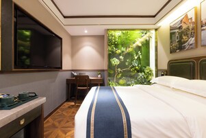 Quarto Duplo Standard, 1 cama de casal, não fumadores | Roupa de alta qualidade, edredões de penas, camas de colchão pillowtop 