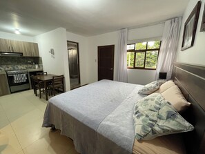 Estúdio | Wi-Fi de cortesia, roupa de cama