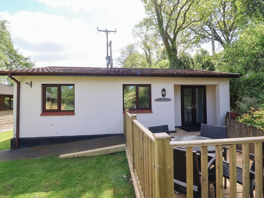 Larchwood Lodge - North Devon District