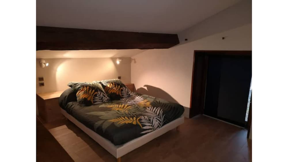 Maison Pérougeoise Avec Jacuzzi Privée - Parc des Oiseaux de Villars-les-Dombes