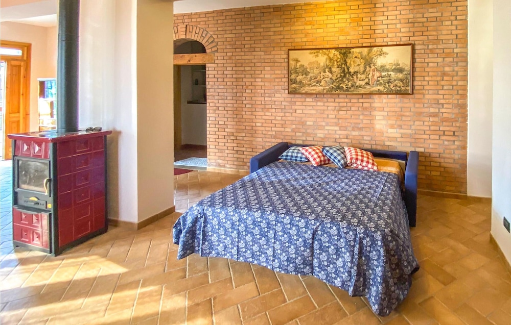 Gorgeous Home In Olevano Romano - Subiaco