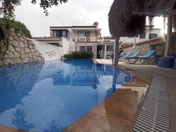 Nidus Alaçatı - Alaçatı