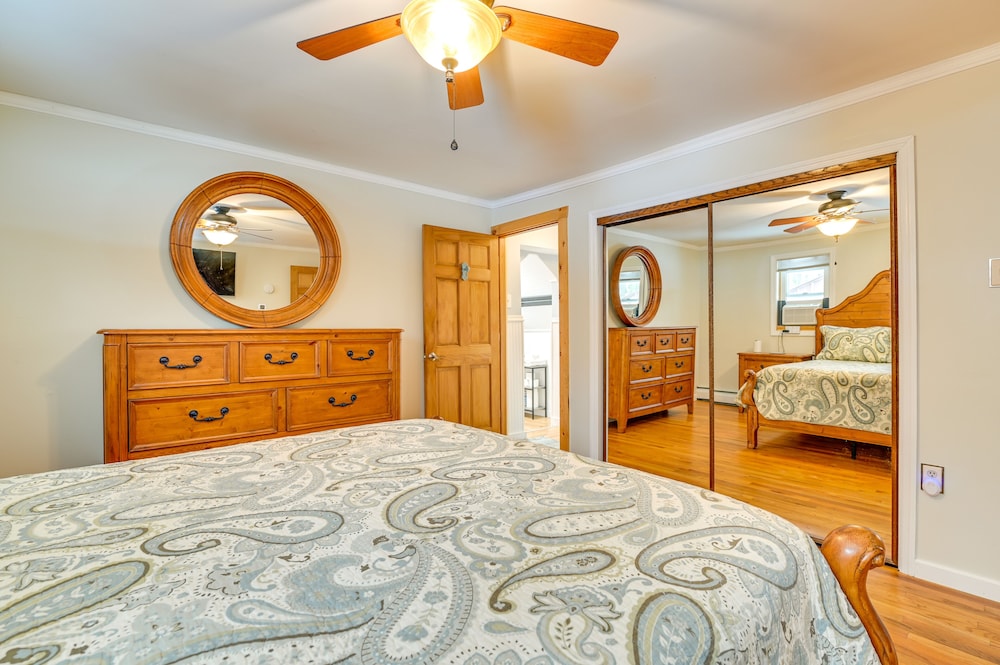 Athol Vacation Rental W/ Mountain Views! - New England