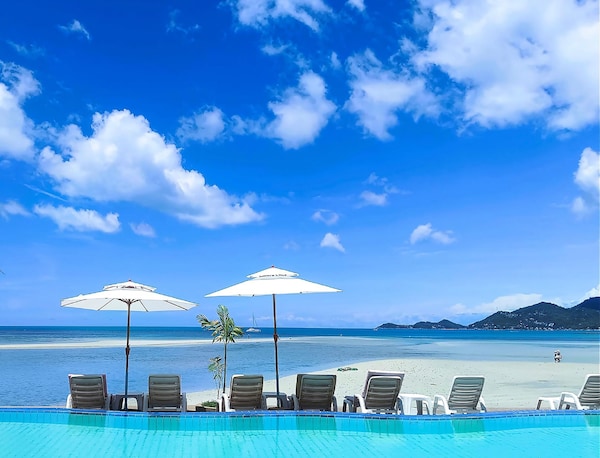 Smile Samui Chaweng Beach Front Resort - Ko Samui