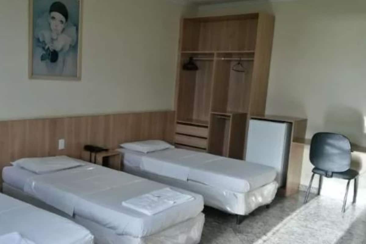 Wi-Fi de cortesia, roupa de cama