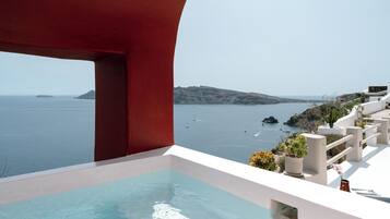 Junior Villa, Private Plunge Pool, Sea View | Terraço/pátio interior