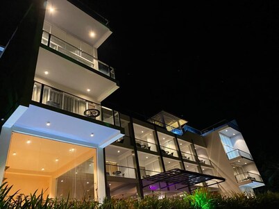 Mazarine Surf Suites