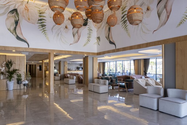 Hane Sun Elite Hotel - Side