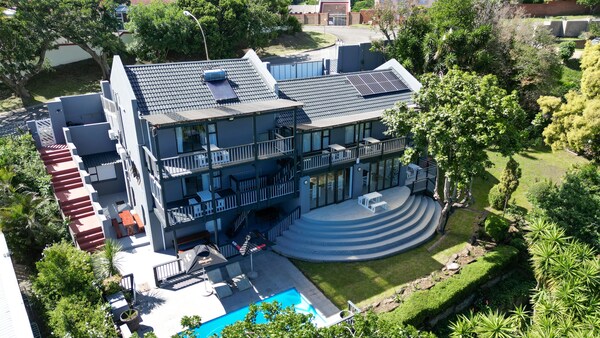 Vincent Valley Lodge - East London