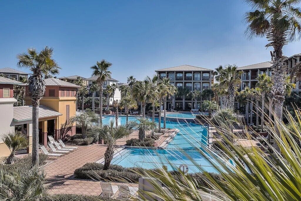 30A l Seacrest Knights l Resort Pool l Sleeps 13, Seacrest Beach, FL ...