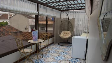 Suite-Estúdio Deluxe | Terraço/pátio interior