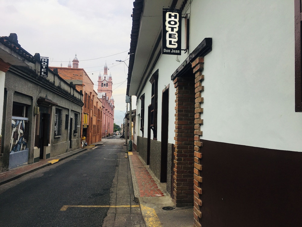 Hotel Don Juan - Buga