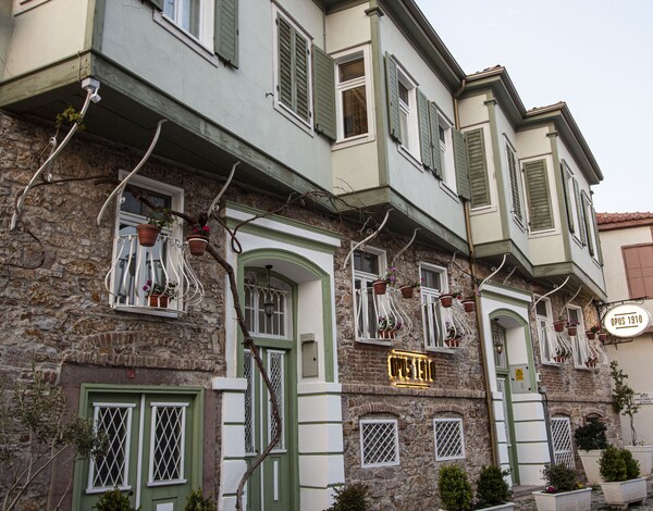 Opus 1910 Otel - Ayvalık