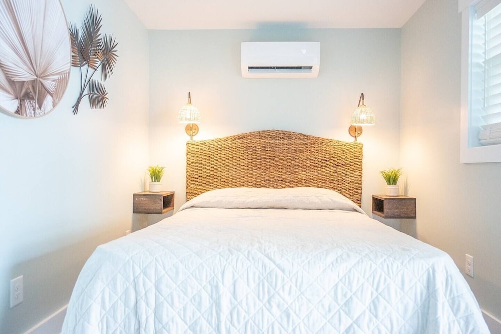 Key West 1- Beach Access - Dog Friendly - Grill - Surf City, NC