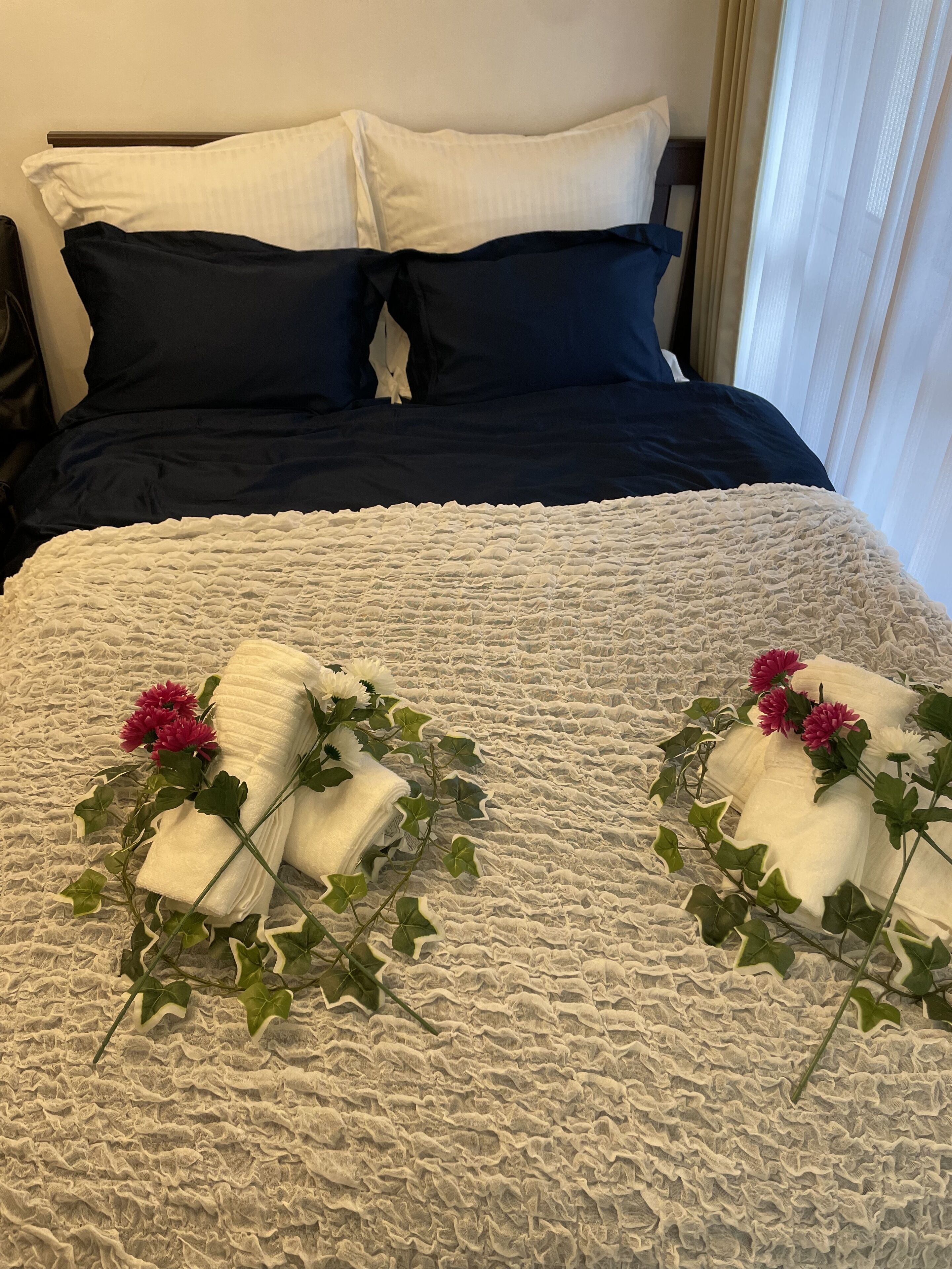 Estúdio Cidade | Roupa hipoalergénica, edredões de penas, com decoração personalizada 