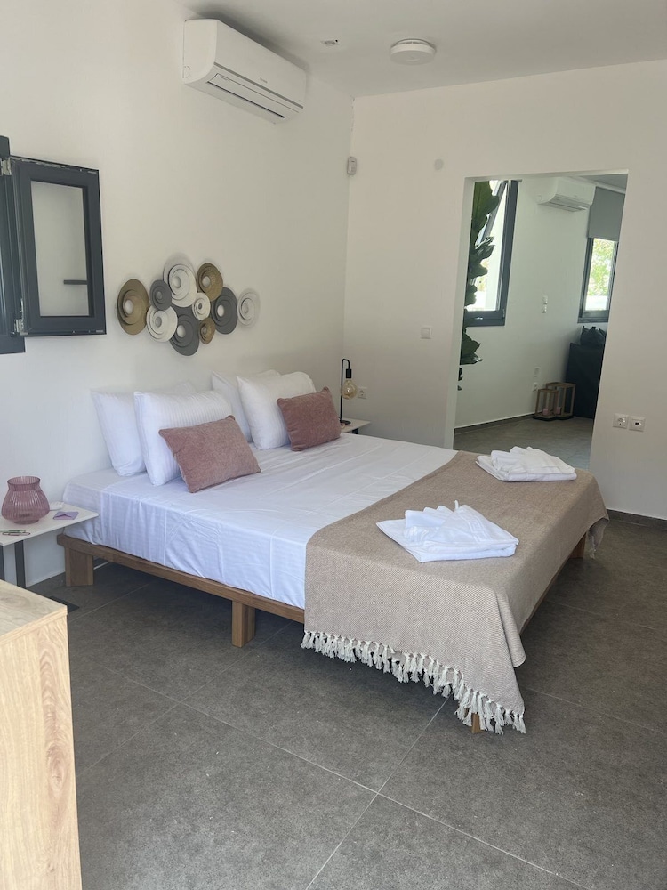 Mythos Luxury Villa-skiathos - Skiathos