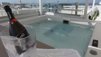 Quarto básico | Terraço/pátio