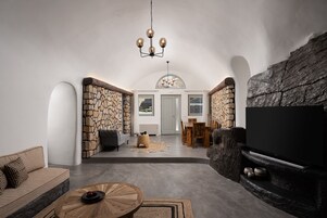 Black Occhio Villa | Sala de estar | Smart TV de 43 polegadas com canais via satélite, televisor 