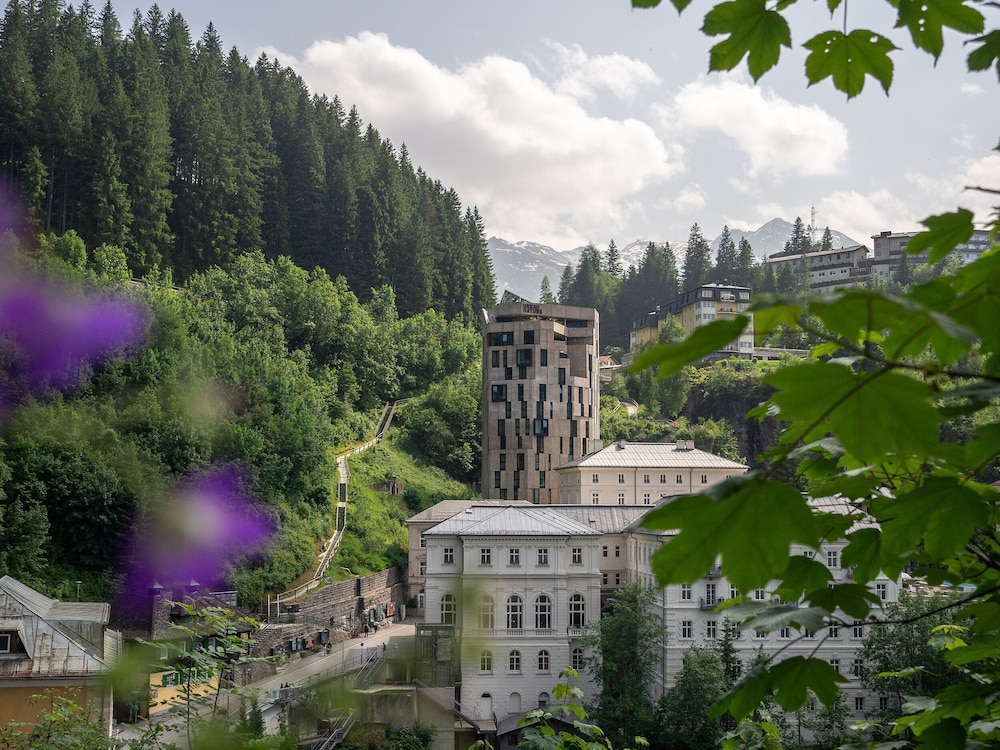 Urban Nature Bad Gastein - Badeschloss - Bad Hofgastein