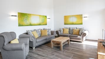 Televisor de ecrã plano de 1 polegadas com canais por cabo, televisor