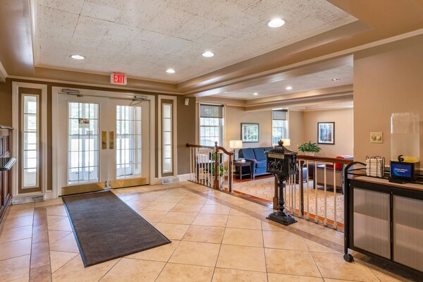 Mainstay Suites Foxboro – Mansfield - Mansfield, MA
