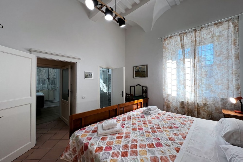 Sperandie-inside The Walls - Siena