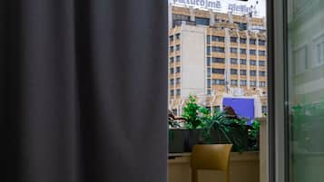 Suíte estúdio superluxo | Roupas de cama antialérgicas, frigobar, cofres nos quartos, escrivaninha