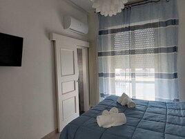 Quarto Duplo ou Twin Básico | Wi-fi grátis, roupa de cama fornecida 